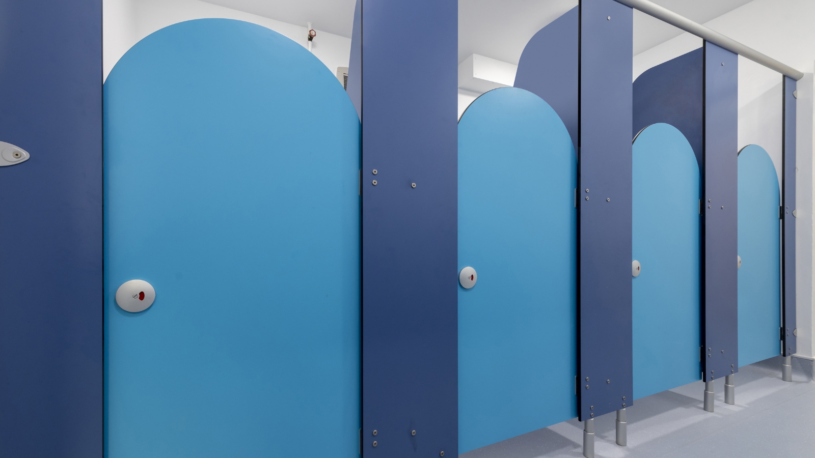 Juno | Washroom Cubicles | Concept Cubicle Systems