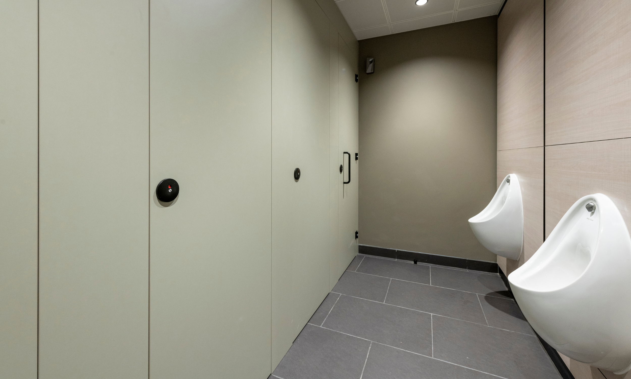 Enticing washroom upgrade for 86 Deansgate, Manchester - Concept ...