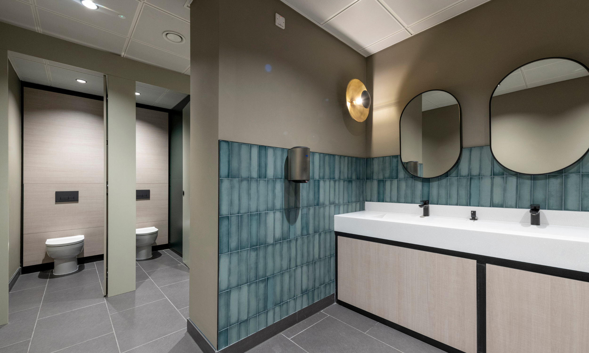 Enticing washroom upgrade for 86 Deansgate, Manchester - Concept ...