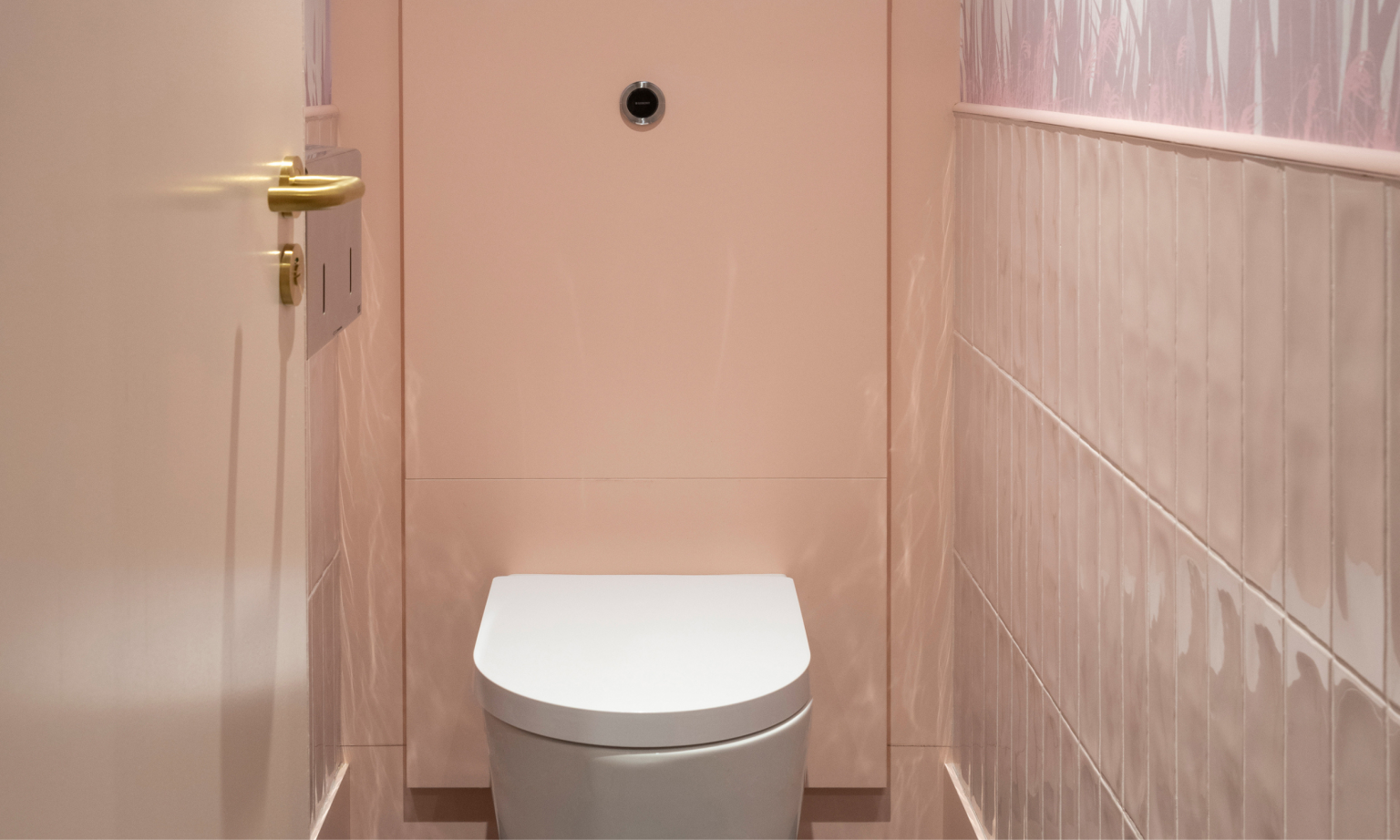 Head Over Heels gets an unapologetically fun washroom upgrade - Concept ...